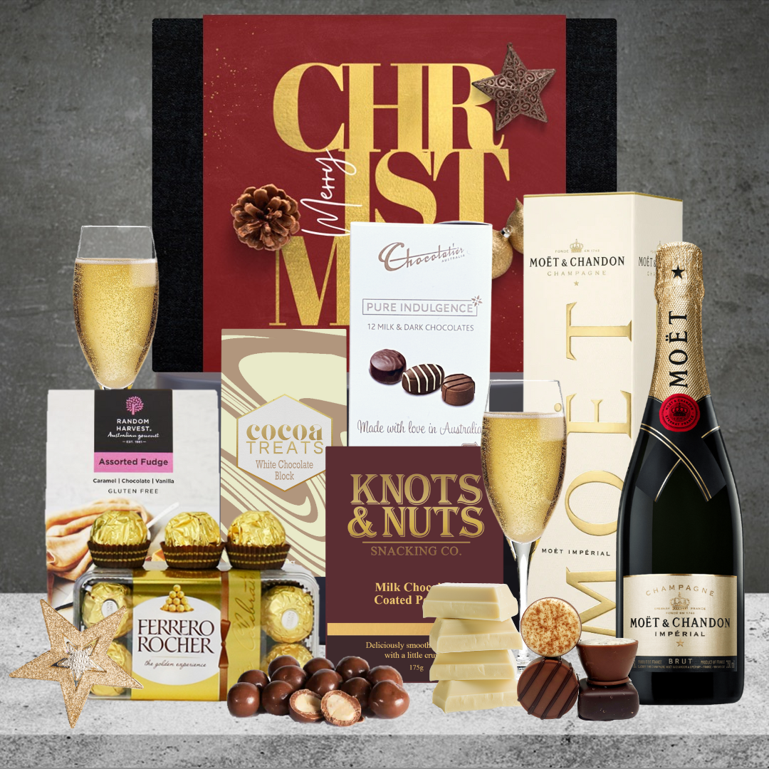 Moet Champagne & Chocolate Christmas Hamper | Delicious Gifts | Hampers ...